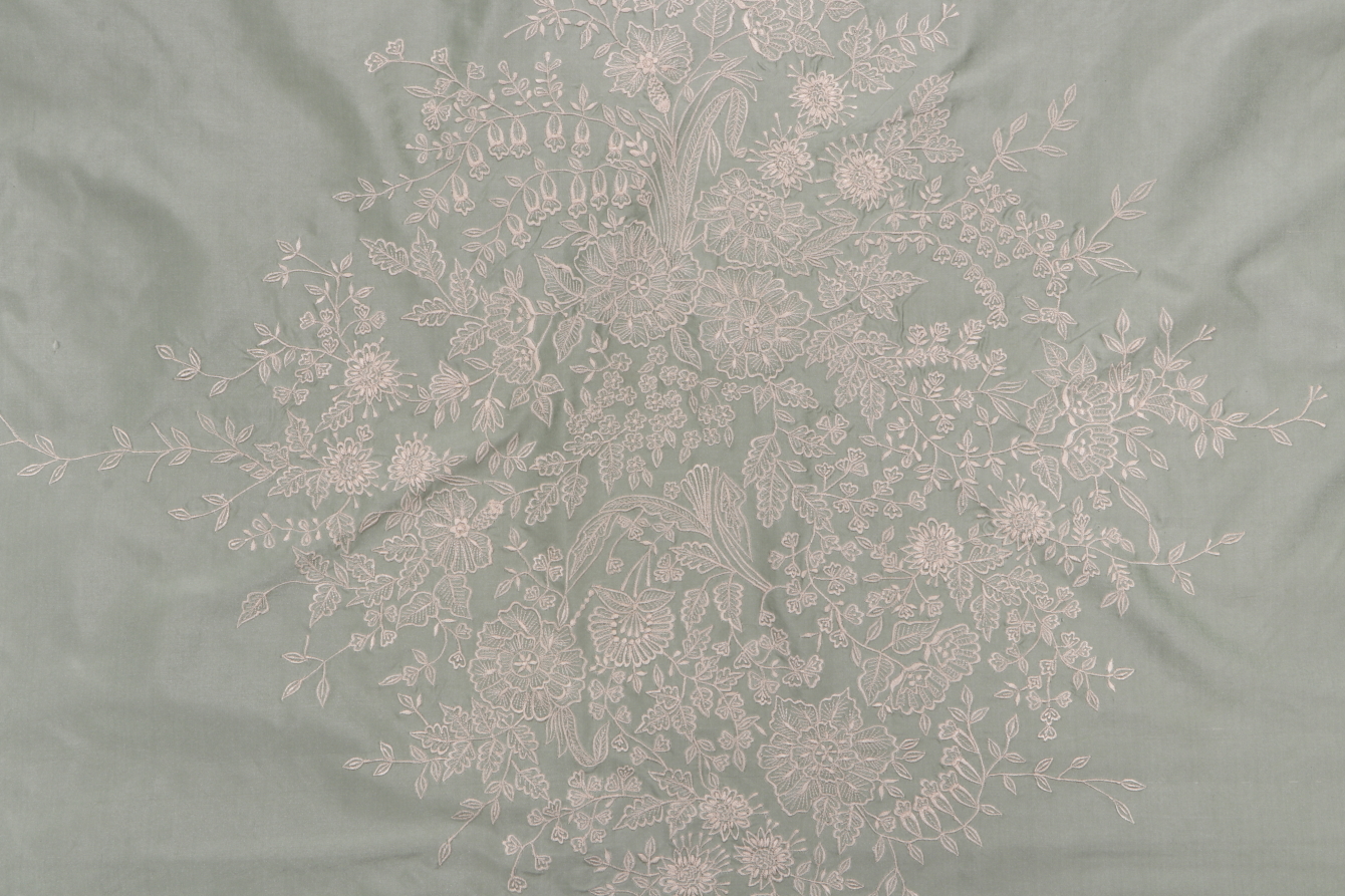 .88 Yards Fonthill Medallion Silk Emblem Embroidered Silk Drapery ...