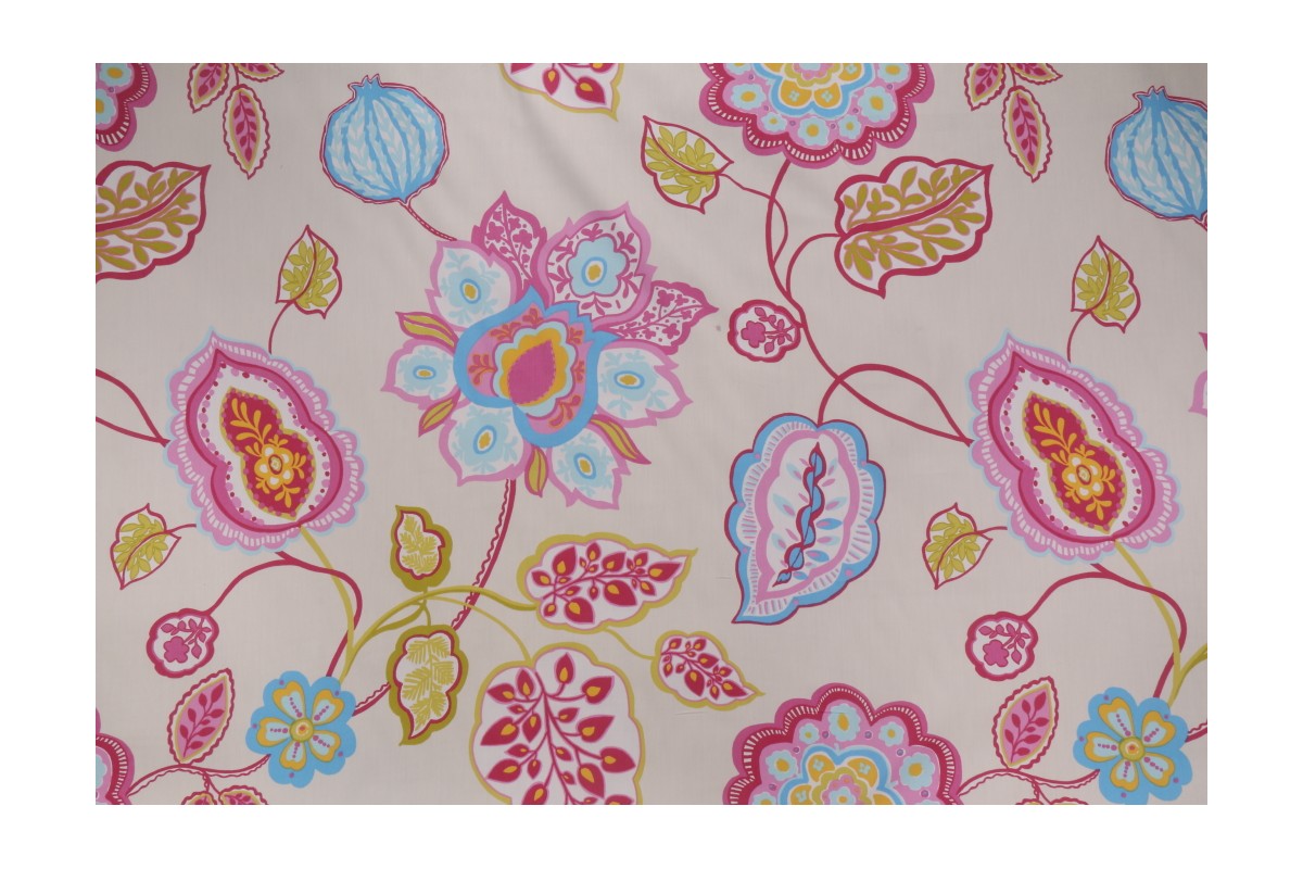 Vilber Paipai-11 Floral Spanish Printed Cotton Drapery Fabric in Pink