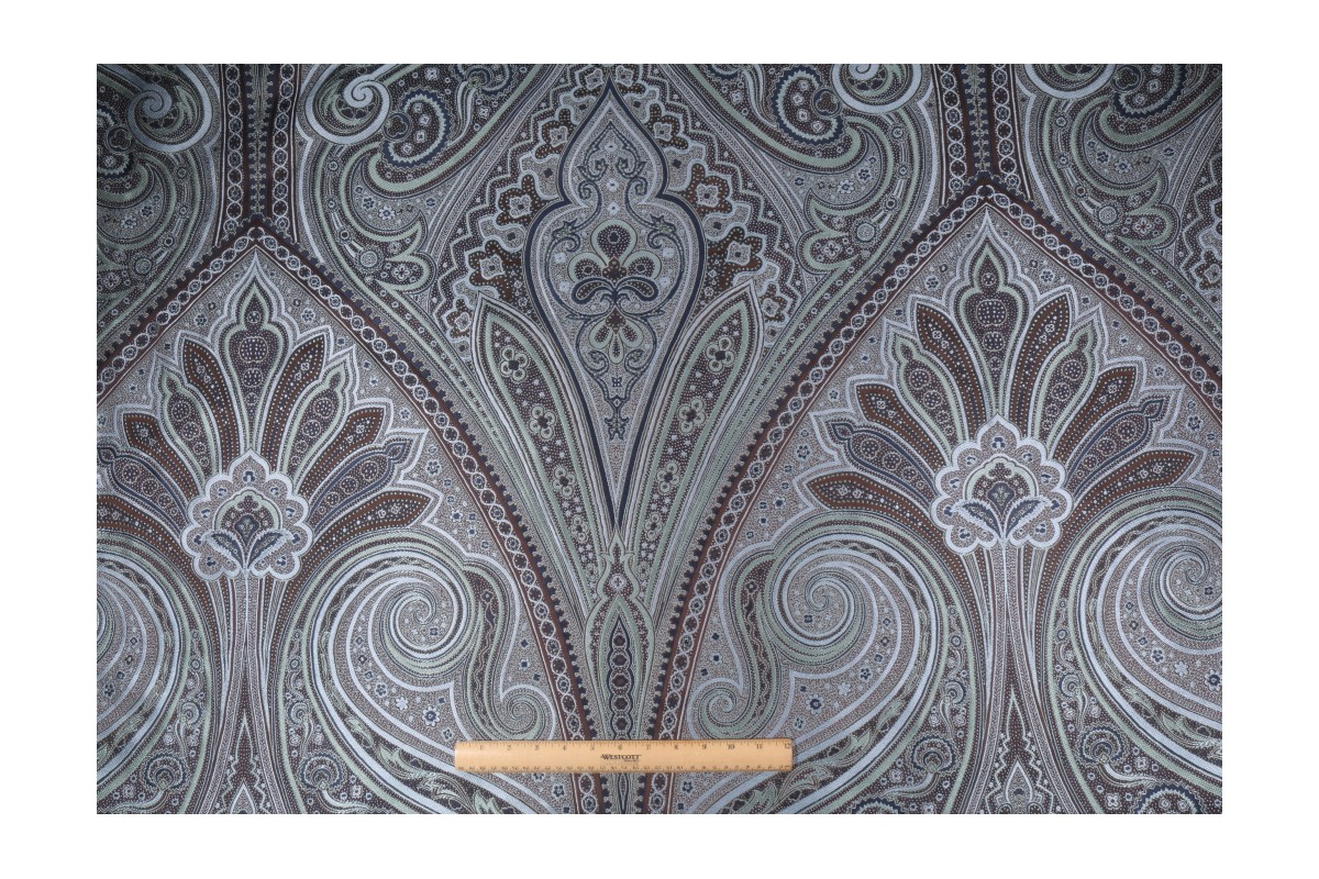 Beacon Hill De Staic Woven Silk Tapestry Upholstery Fabric in Delft Blue